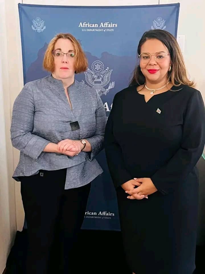 RENCONTRES AVEC MOLLY PHEE Soutien à la Résolution Pacifique de la ...